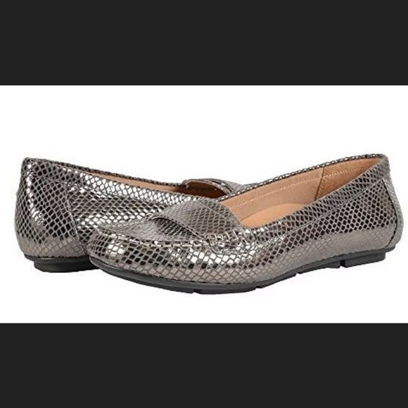Vionic | Shoes | Vionic Loafers | Poshmark
